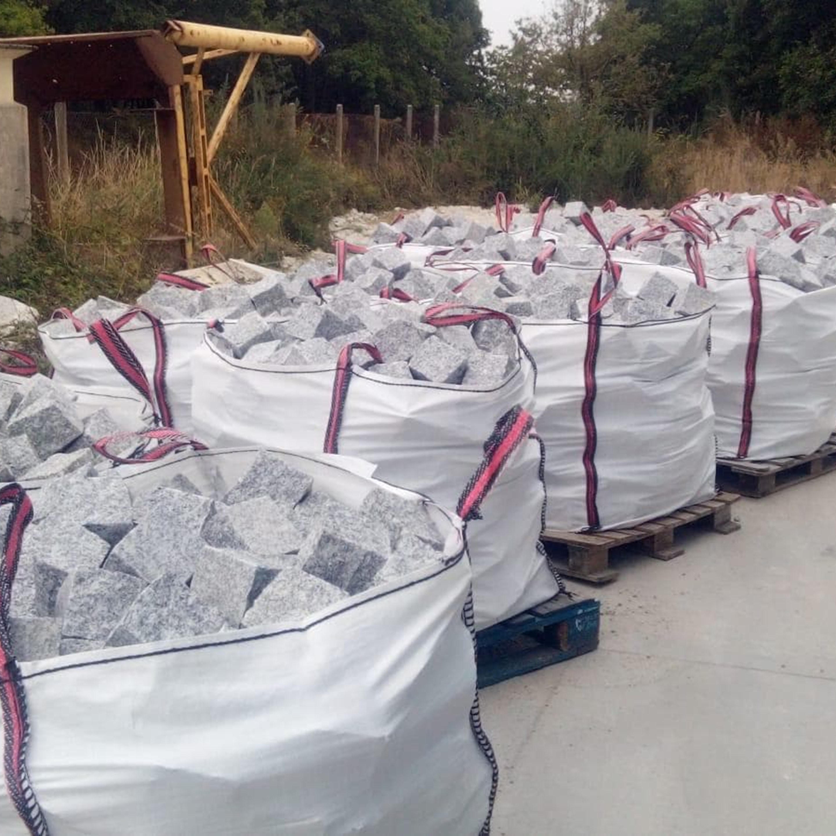 Adoquin de Granito | Trabajos en mármol y granito de Piedras Rabal